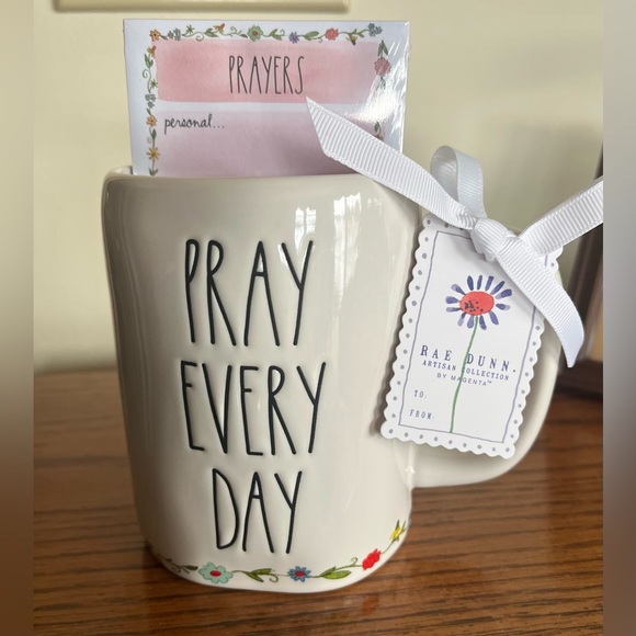 Rae Dunn | Dining | Rae Dunn Mug Pray Every Day With Prayer Notepad ...